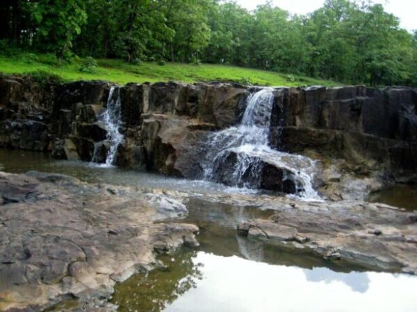 Degma Waterfall – Picnic Spot Near Nagpur - Robin Hood Tours & Travels